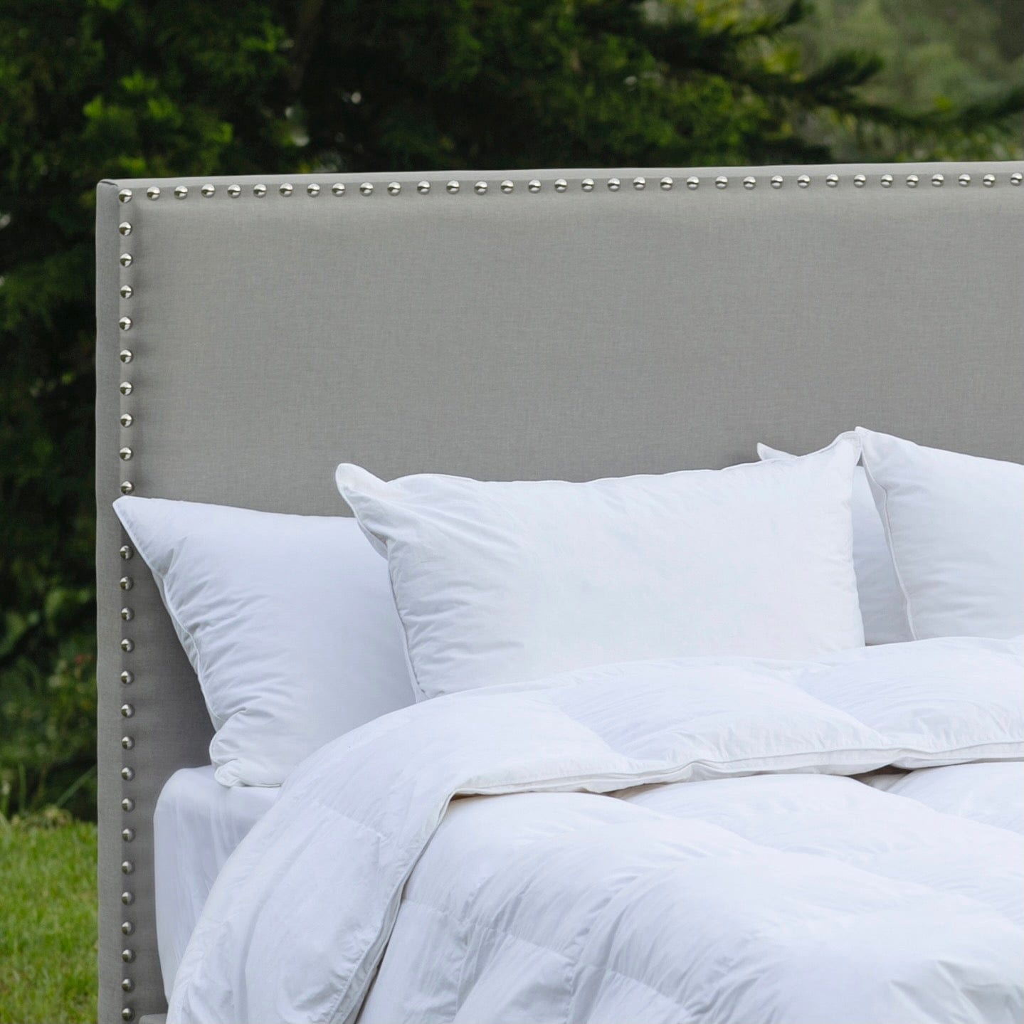 Luxury Down Pillows - Ultimate Comfort – White & Green